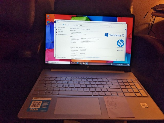 HP 15-DY1043DX 15.6 inch (256GB, Intel Core i5 1st Gen., 1.00GHz, 12GB ...