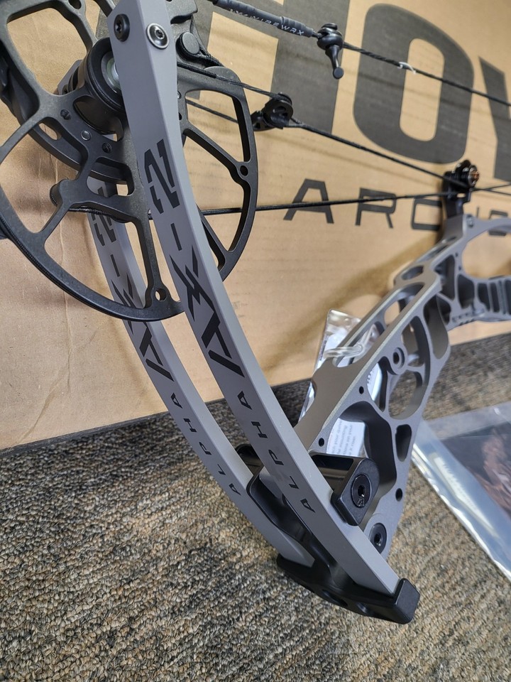 Hoyt Alpha AX-2 RH 50# Tombstone New NIB | eBay