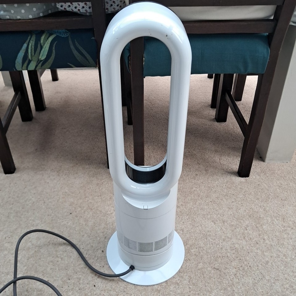 Dyson AM09 Hot Cool Jet Focus Fan Heater Working NO REMOTE (#82) | eBay UK