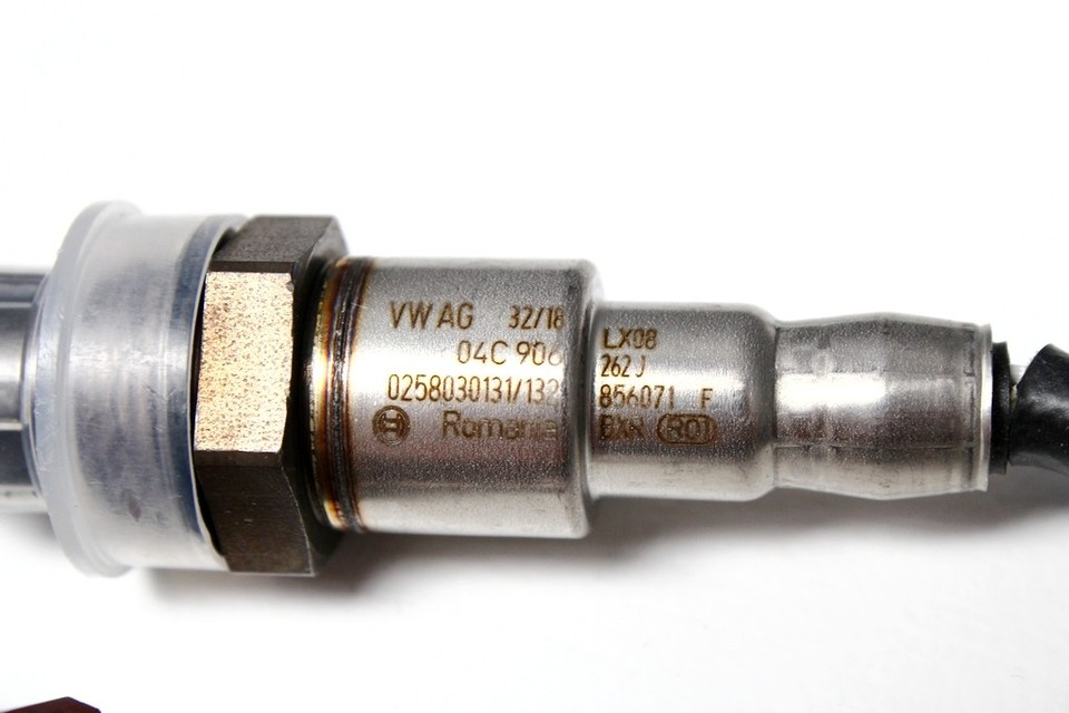 Brand new, GENUINE VW BOSCH (not chinese replacement) Lambda sensor ...