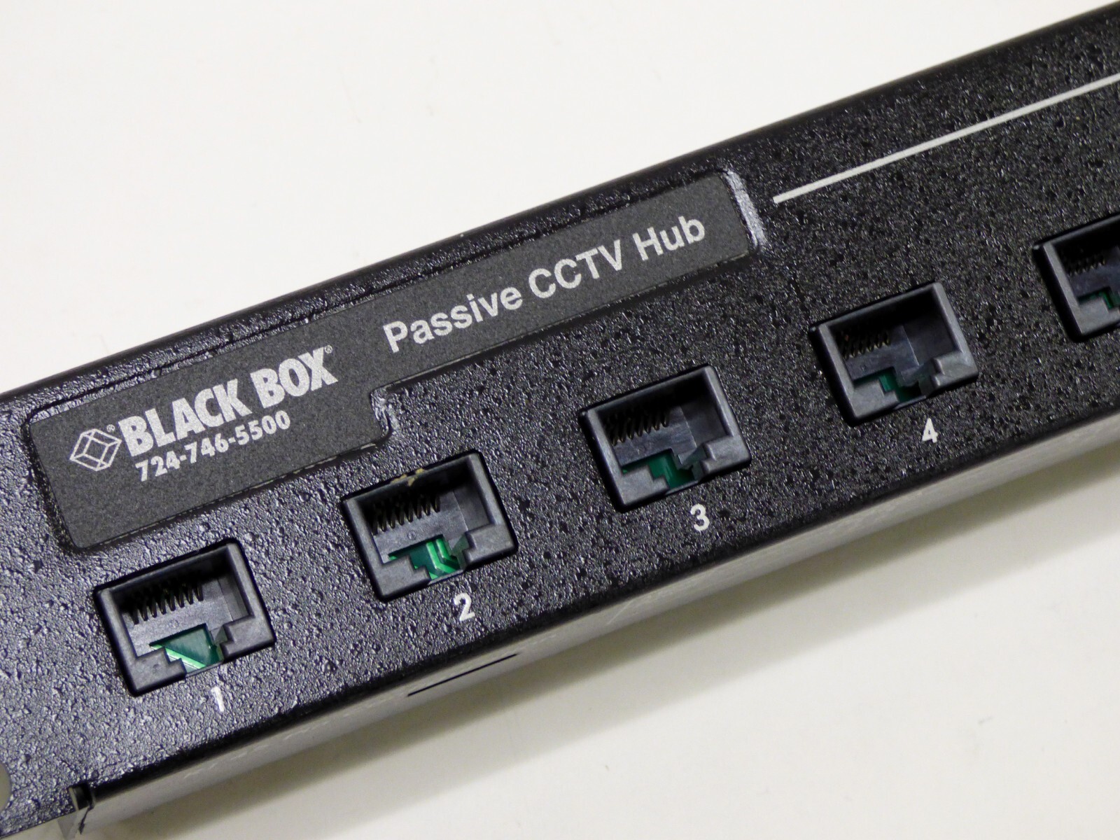 Black Box CCTV Passive Hub - Balun panel RJ-45 (F) BNC (IC562A) for ...