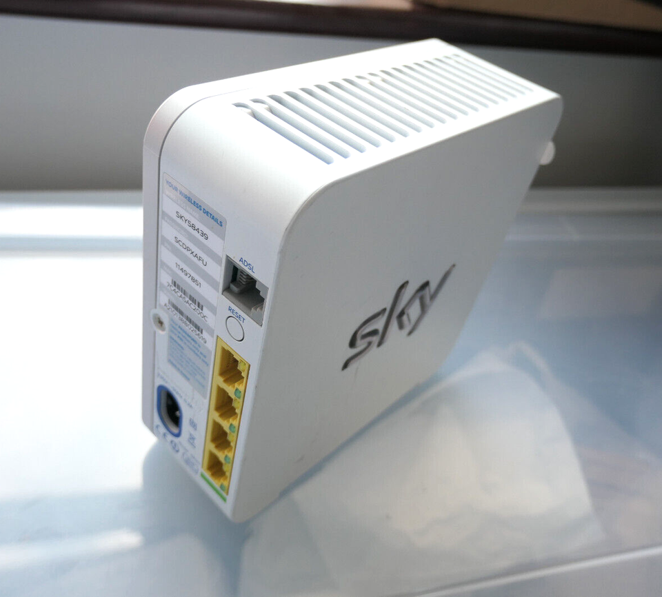 Sky Broadband - Sky Hub SR101 Wireless ADSL2+ Router | eBay