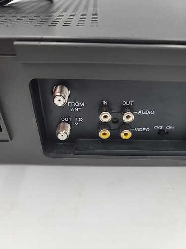 SAMSUNG VCR VR5704 VHS Player Recorder 4 Head Auto Tracking TESTED-NO ...