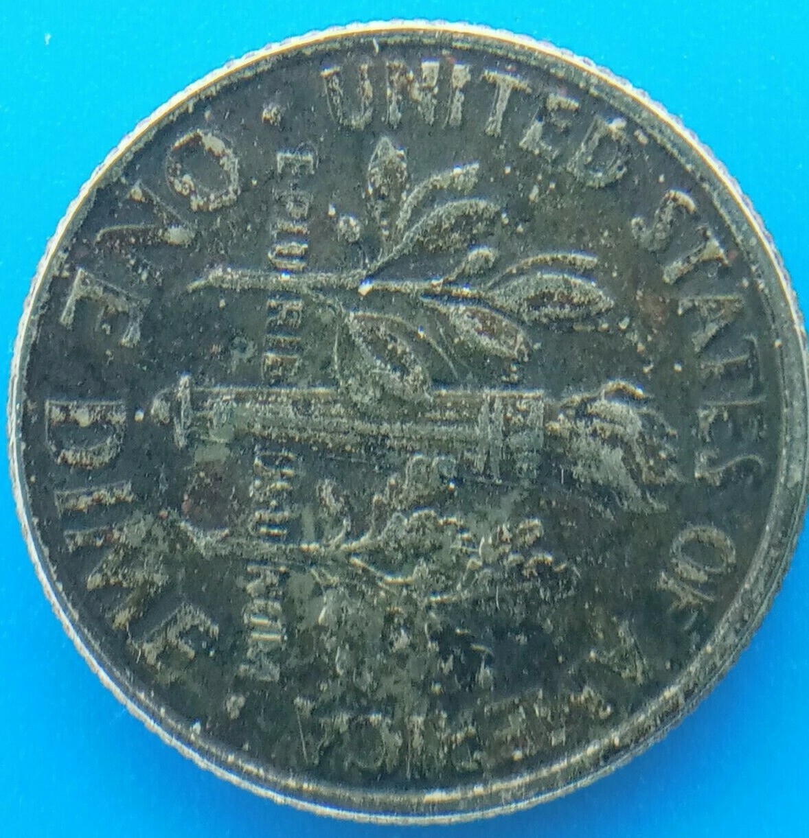 🙂 2008 DIME WITH ONE OF A KIND PRINTING ERROR (SIDEWAYS "P") A BLACK ...