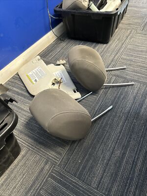 2012-2014 Ford Focus Sedan Driver Passenger Front Headrest Head Rest ...