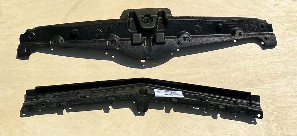 L77-6310 Genuine Paccar Grille Reinforcement OEM - New | eBay