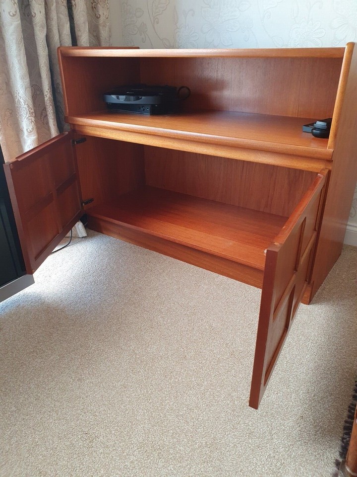 Nathan Furniture used, 3 items - 2 items 1020L x 740H x 450W. 1 corner ...