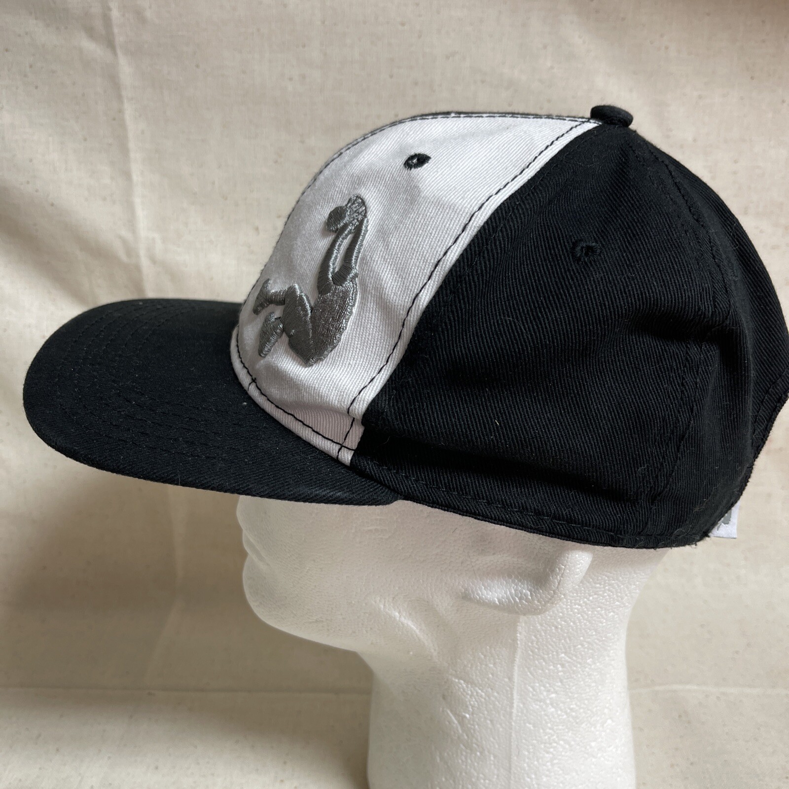 Shaq Shaquille O’Neal SnapBack Hat Embroidered Logo - Gem