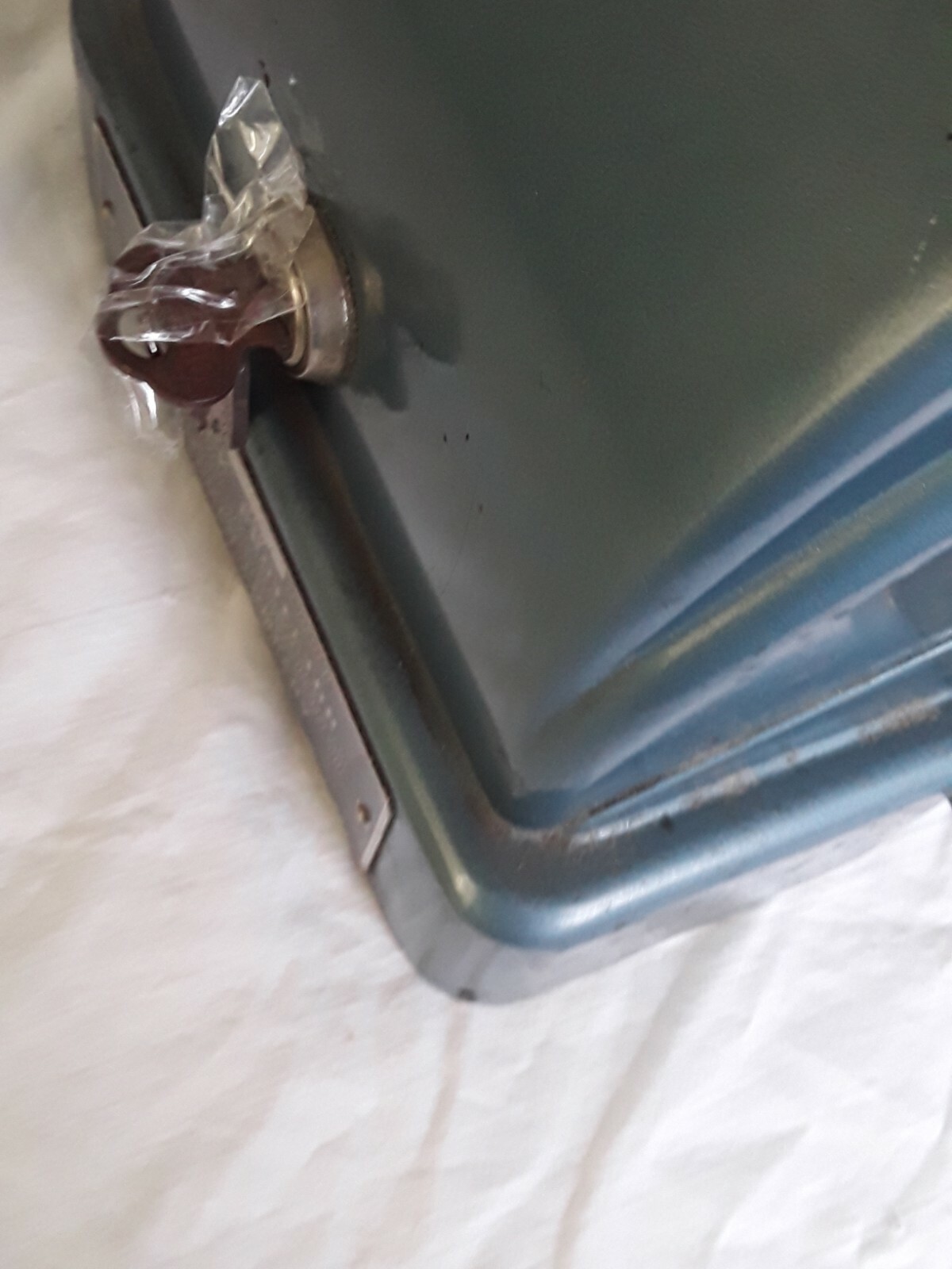 Vintage F&E Check Protector Series 900 Hedman Company with Keys | eBay