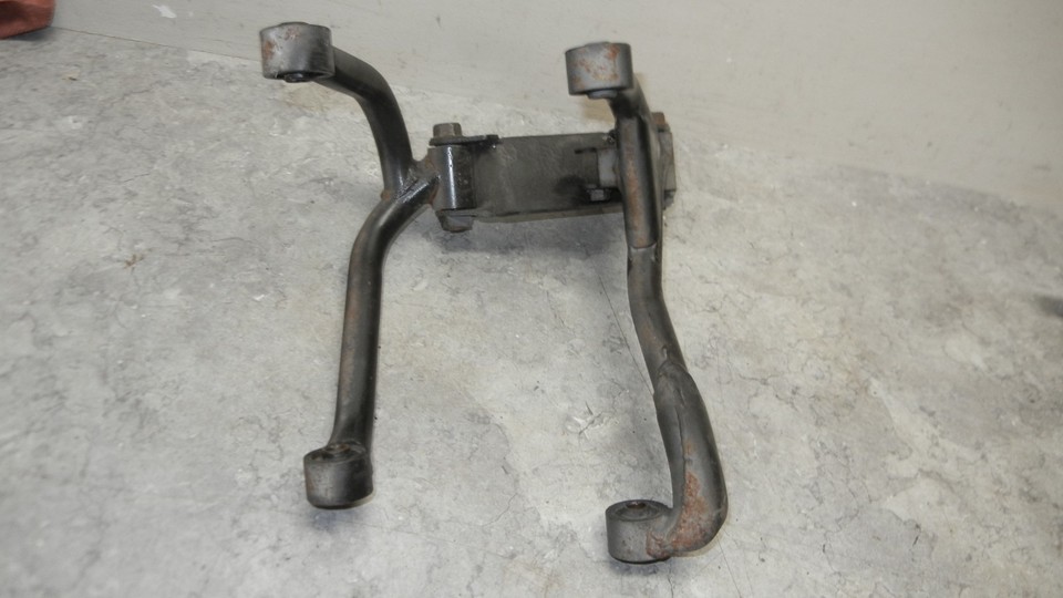 1984 SUZUKI LT185 LT 185 QUADRUNNER LEFT FRONT UPPER LOWER CONTROL ARM ...