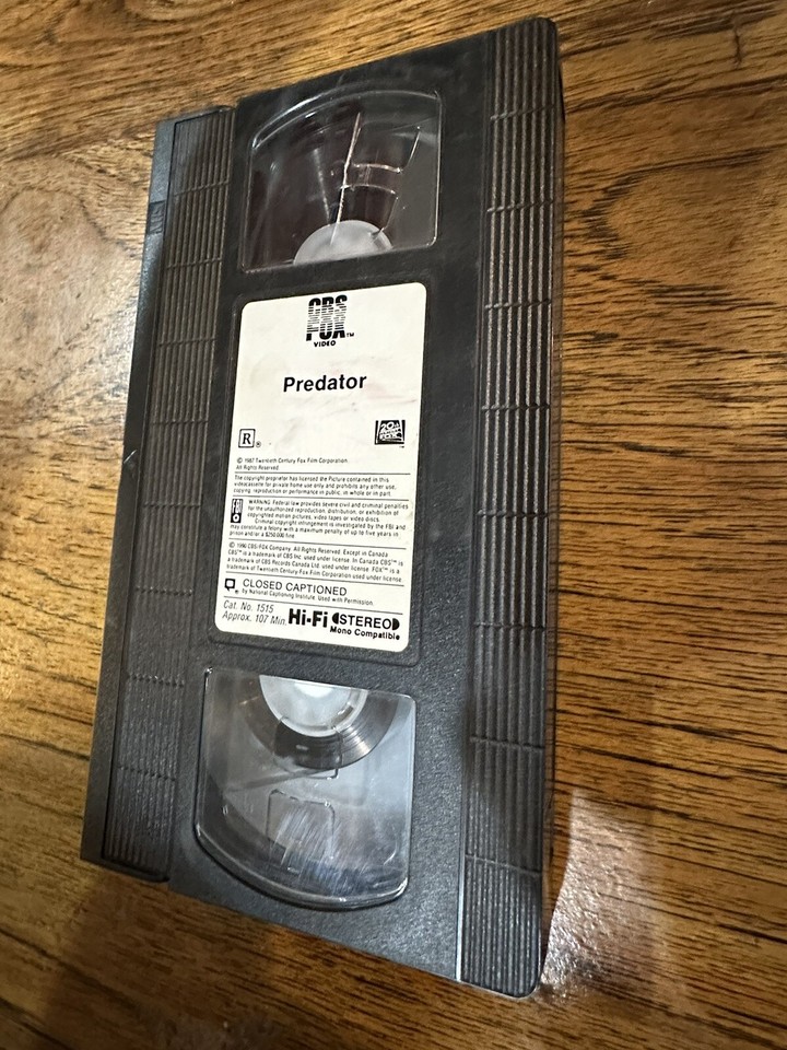 Predator VHS Horror Action Sci-Fi Arnold Schwarzenegger Fox Video 1991 ...