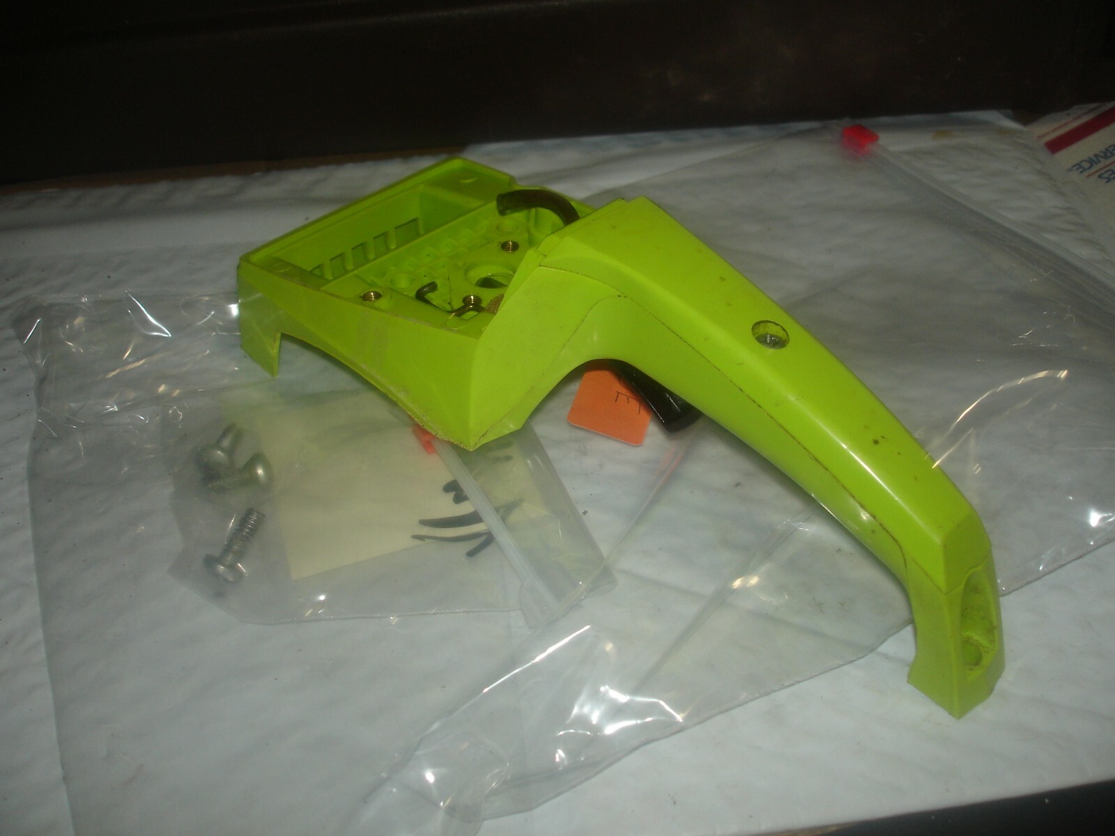 Poulan micro xxv deluxe throttle handle chainsaw part Bin 447 | eBay