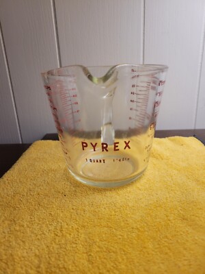 Vintage Pyrex 4 Cup D-Handle Measuring Cup # 532 Red Lettering 1 Quart ...