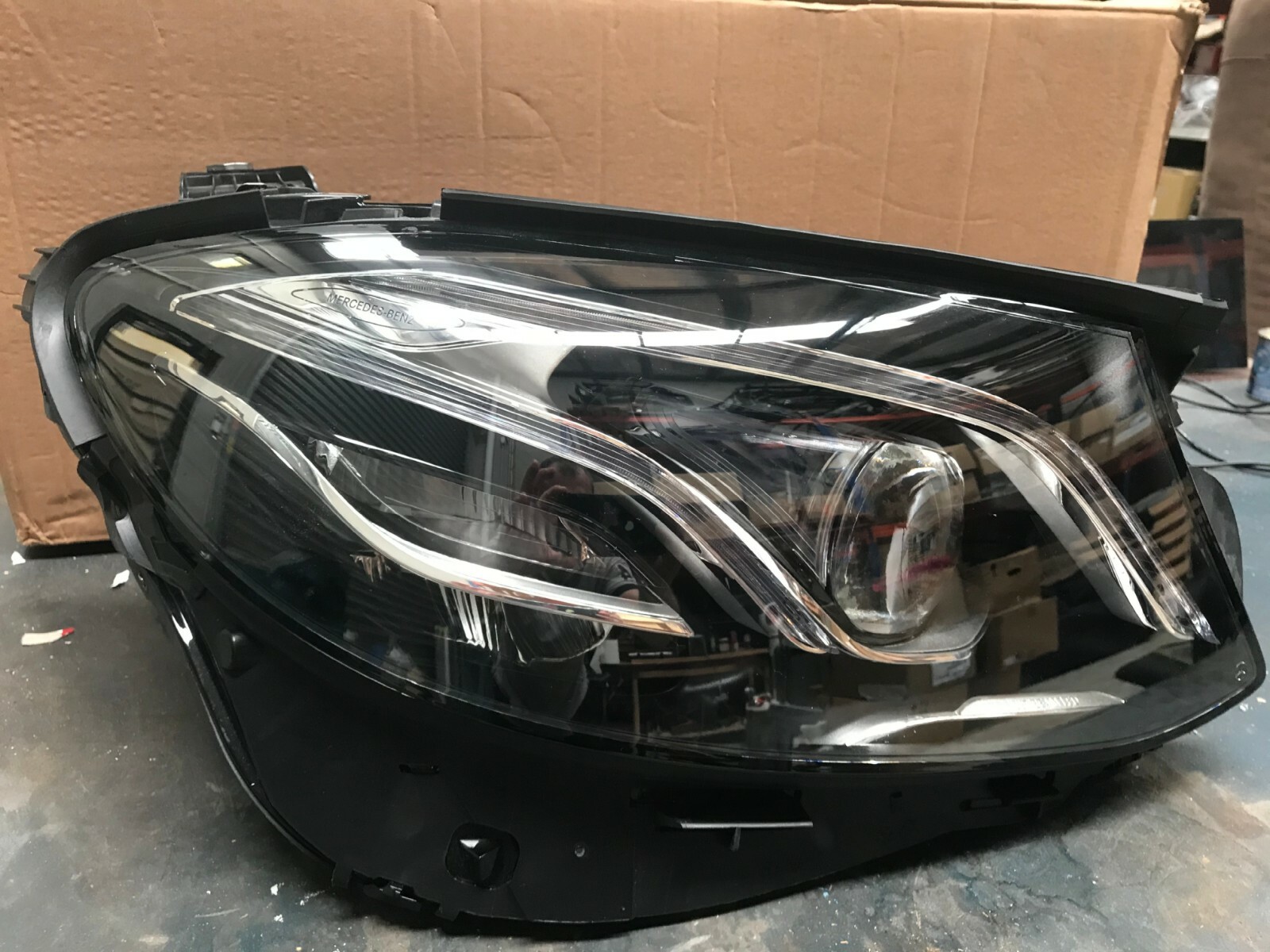 HEADLIGHT HEADLAMP RIGHT MERCEDES E200 E220 E300 E350 E400 E450 E 43 63 ...