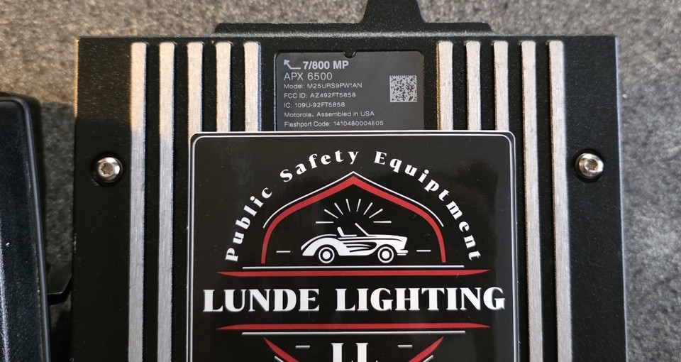 Motorola Apx 6500 mobile radio 03 head Tested p25 700/800 M25URS9PW1AN ...