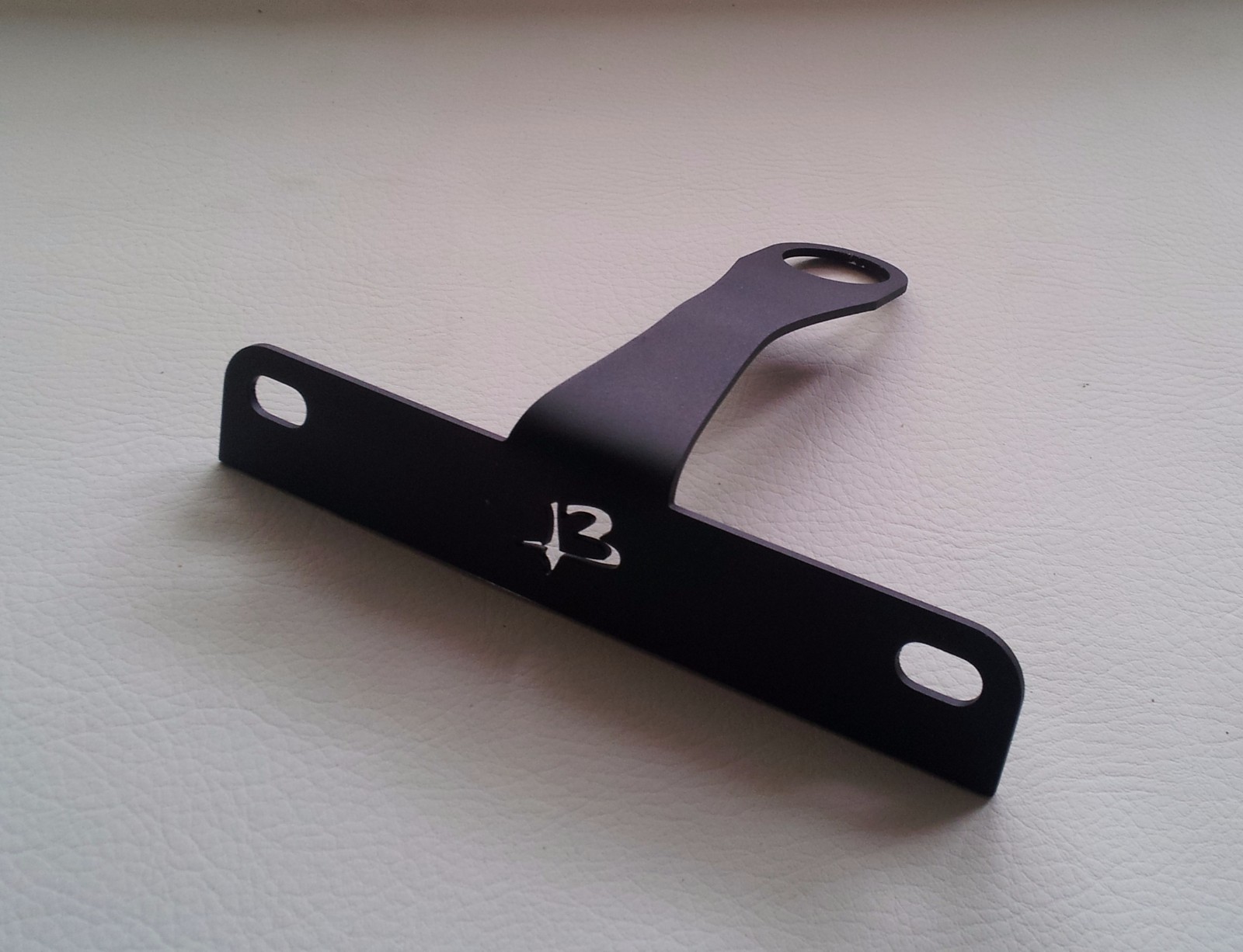 Harley Breakout FXSB Custom Vertical Black License Plate Relocator ...