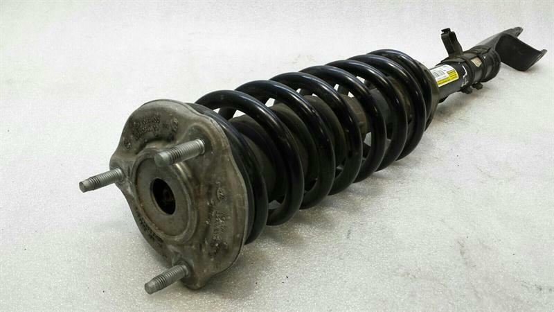 MERCEDES GLC X253 Left Shock Absorber Front A2533200330 Stossdämpfer ...