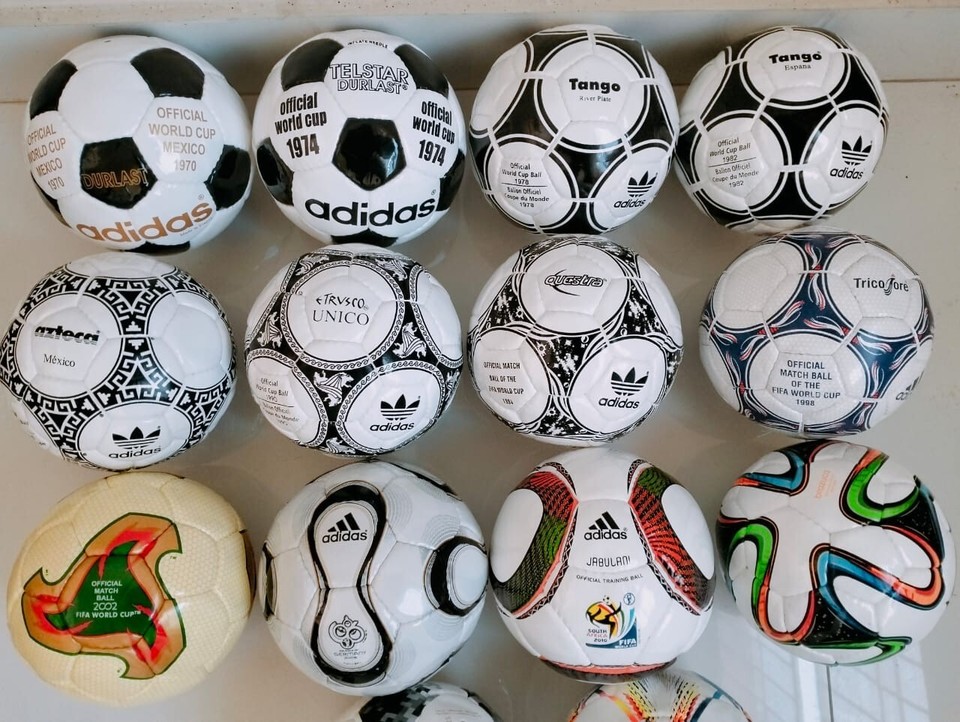 adidas historical mini ball set 14 pcs for collector FIFA world cup ...