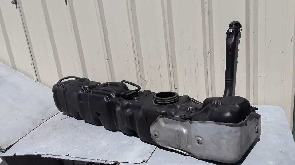 2010-2018 MERCEDES SPRINTER W906 2500 3500 906 DIESEL FUEL TANK ...