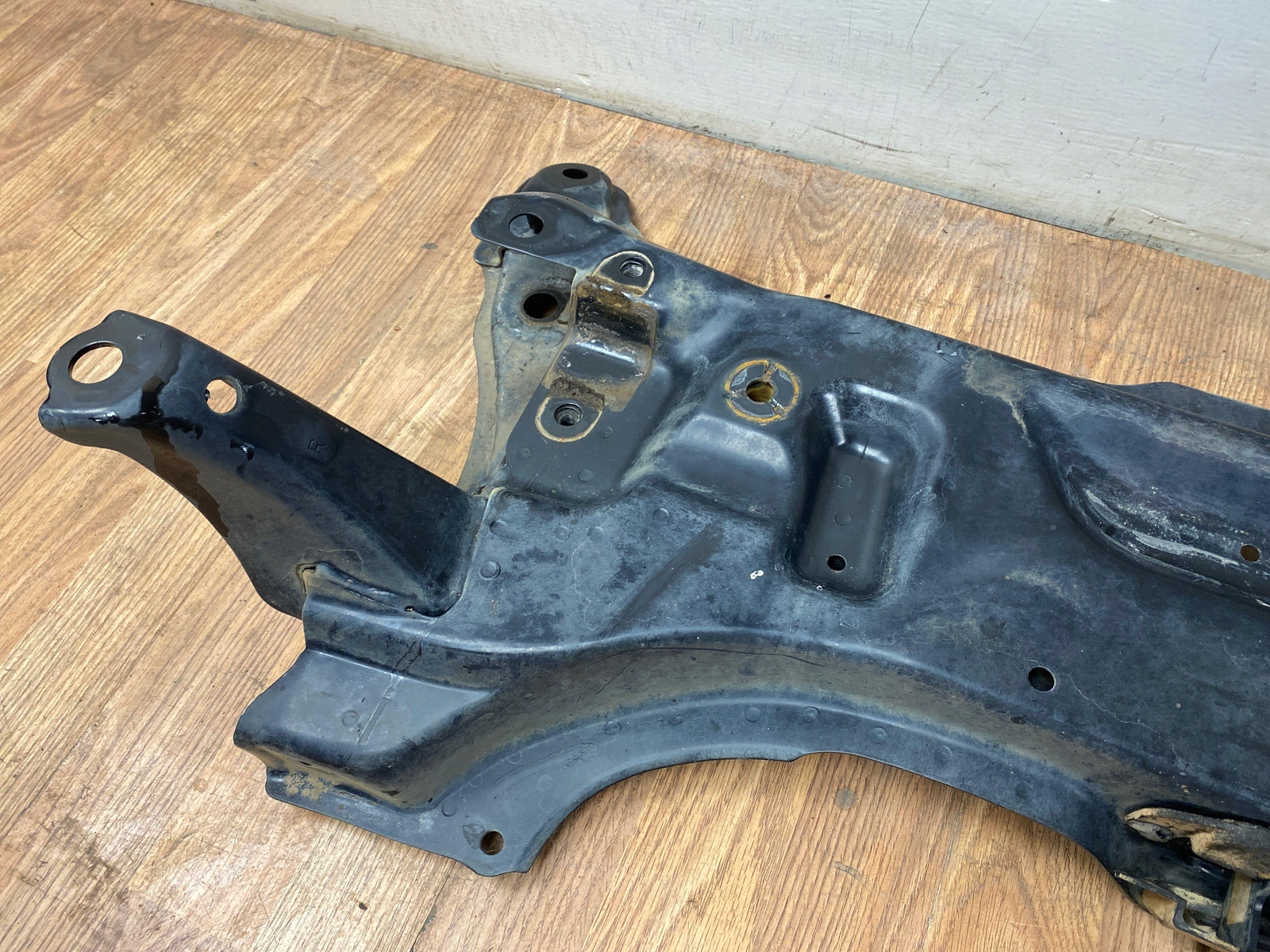 5120152087 Genuine Toyota CROSSMEMBER Sub-assy Front Suspension 51201 ...