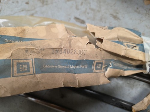 NOS GM 1973-1991 C10 K10 Drip Rail and Chrome Molding Pair 14049975 ...