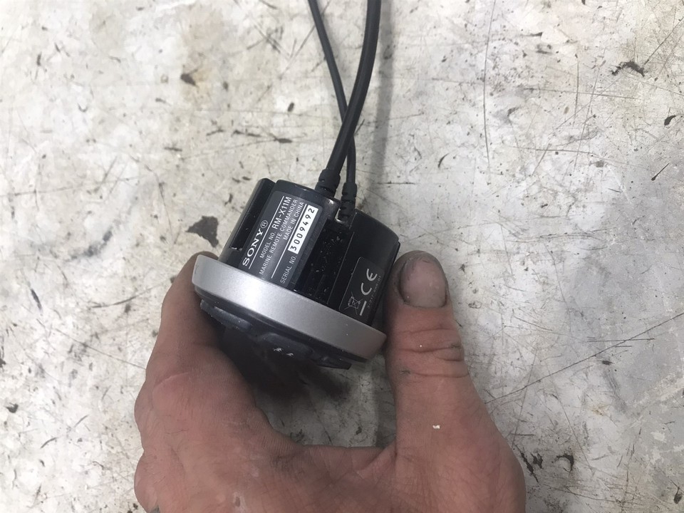 98 Formula 27 PC 270 Boat radio remote control controller RM-X11M Sony ...