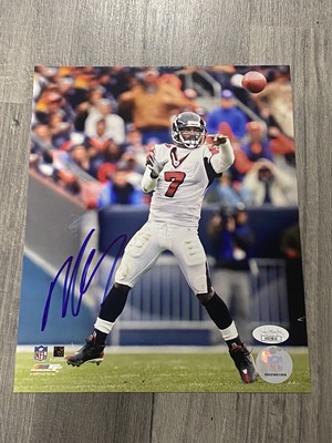 Michael Vick Hand-Signed Autographed Atlanta Falcons 8x10 Photo JSA COA ...