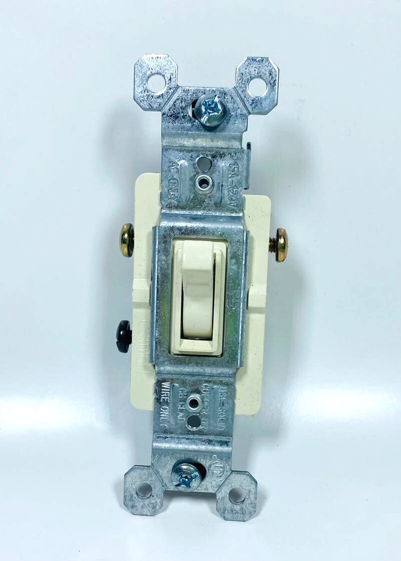 Pass & Seymour 663-LACN Three Way Toggle Switch 15A 120V, Light Almond ...