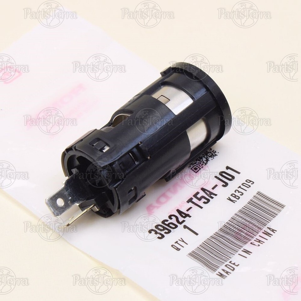 2017-2020 Honda Center Console Power Outlet Socket Assembly ...