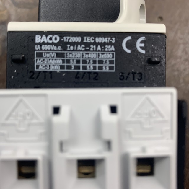BACO 172000 Motor Disconnect Switch 600 VAC 25a for sale online | eBay