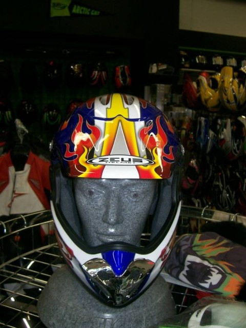 Zeus Dirt Bike ATV Motocross Helmet Size XL Black ZS 901 C 16 for sale ...