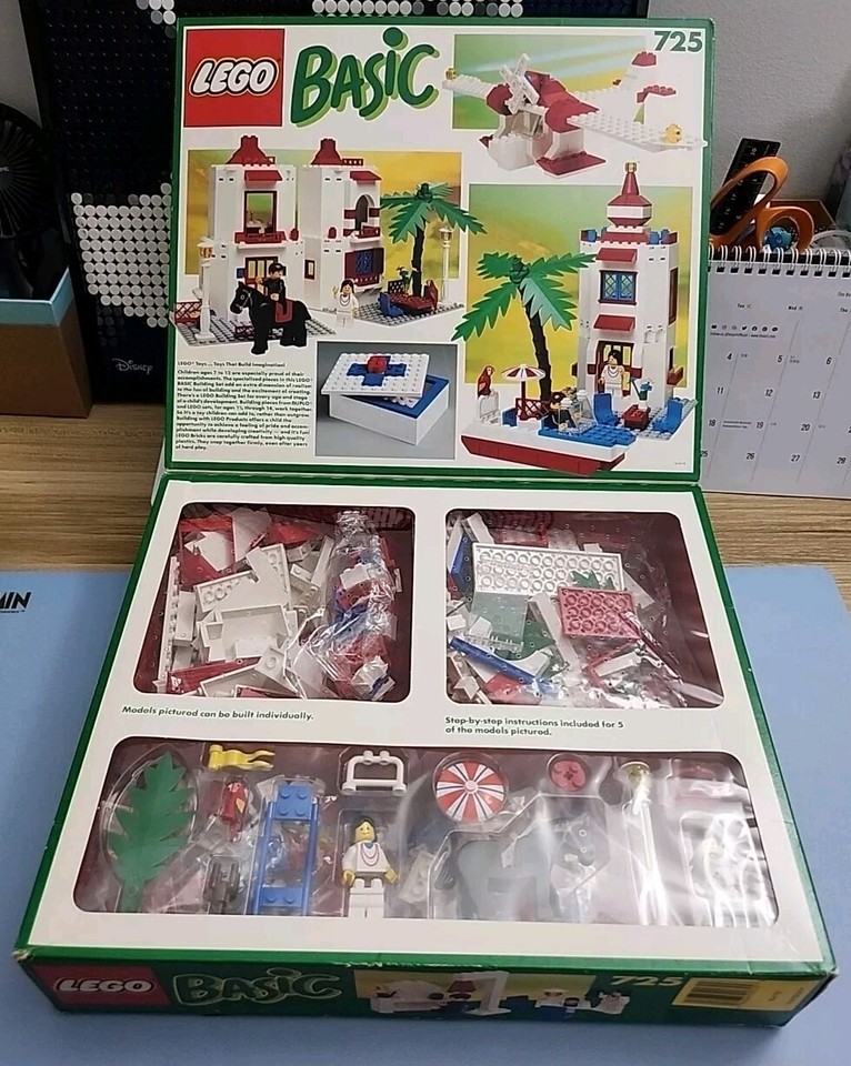 LEGO Universal Basic Building Set 725 New | eBay