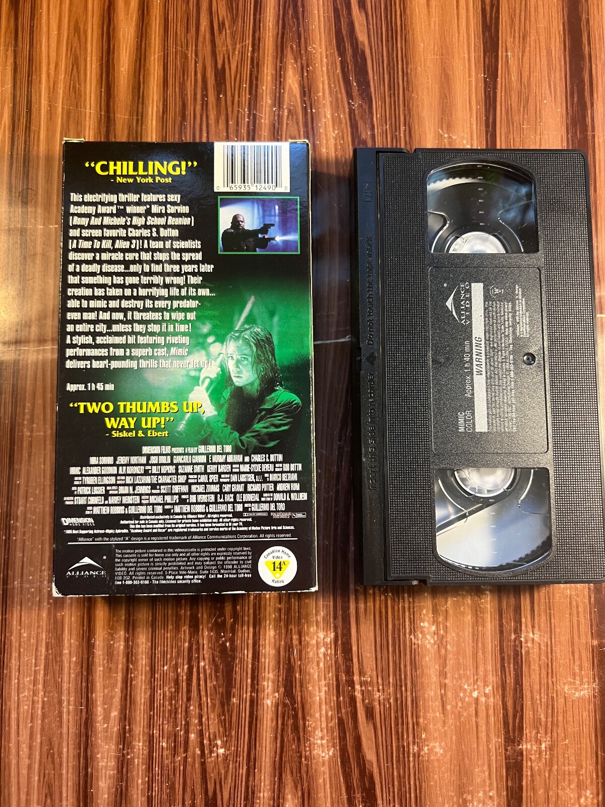 Mimic VHS 1998 Horror Sci-Fi Thriller Action Movie Mira Sorvino Josh ...