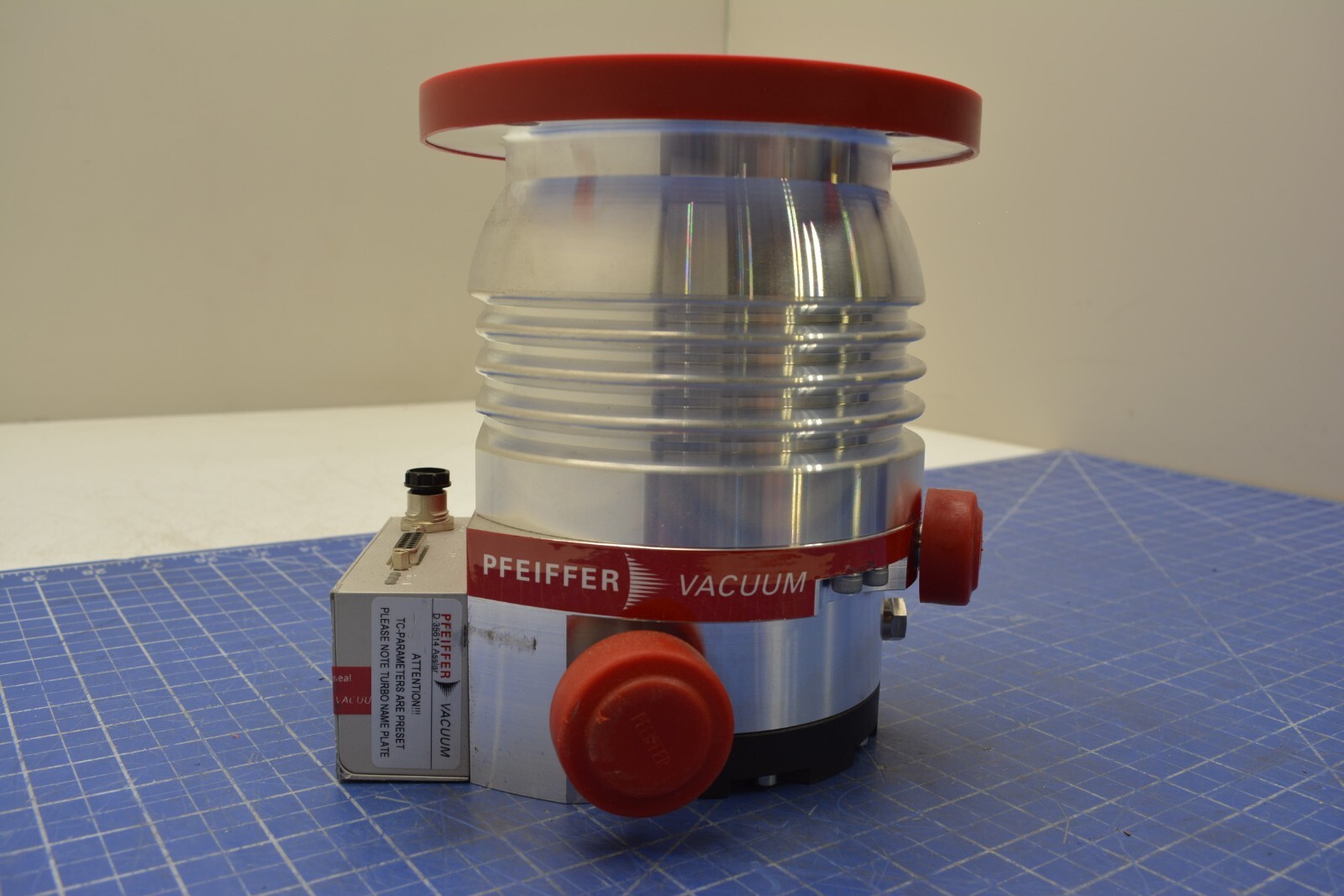 PM P05 662 / HIPACE 300 PLUS TURBO VACUUM PUMP / PFEIFFER | eBay