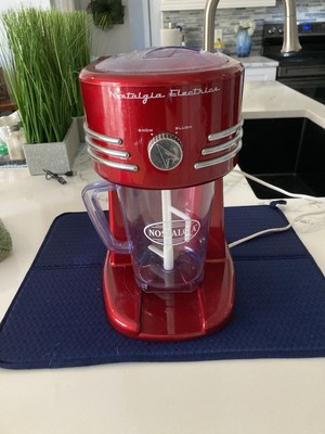 Nostalgia Retro Red Frozen Drink Machine Slush Smoothie Maker Slushie ...