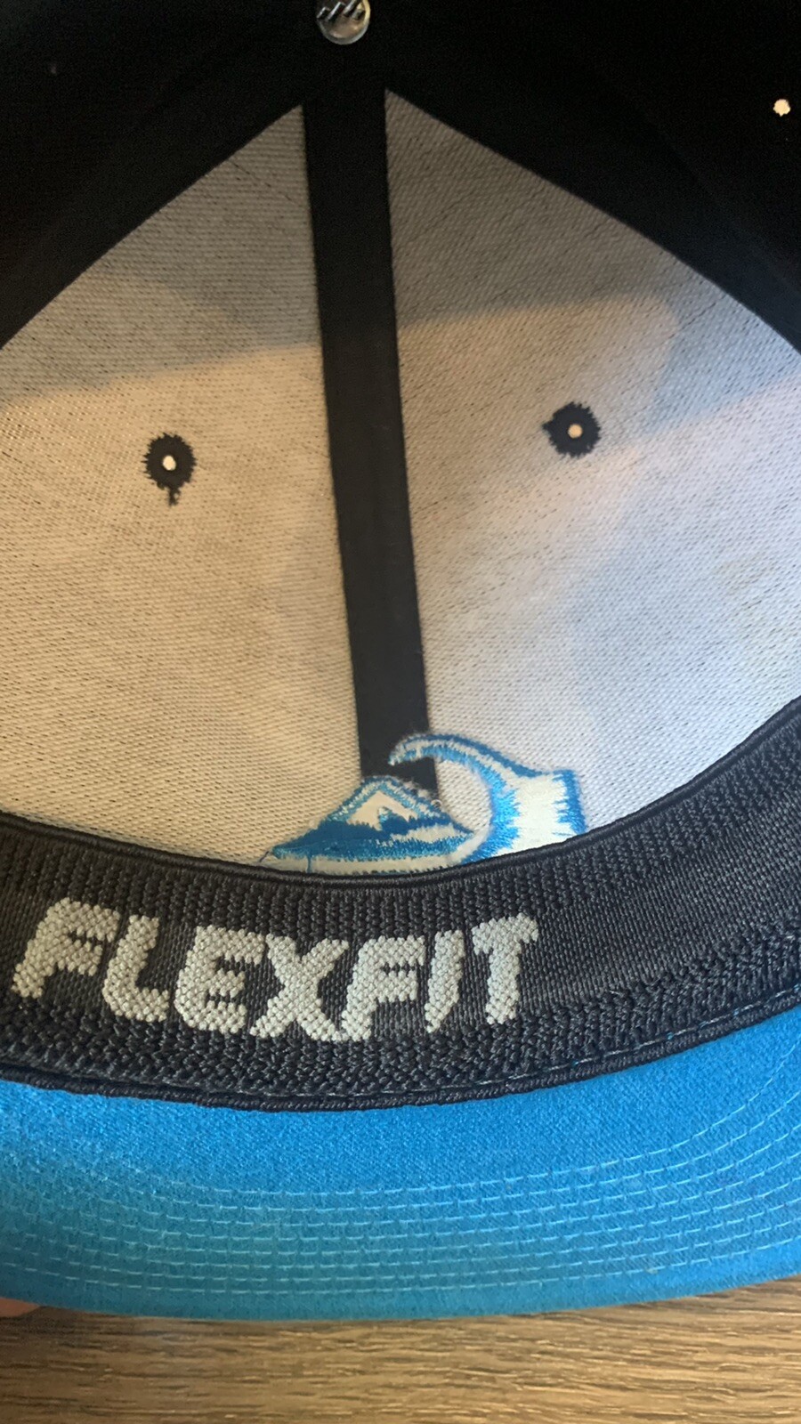 Quicksilver Hat, Light Blue Baseball Hat FlexFit Sz S… - Gem