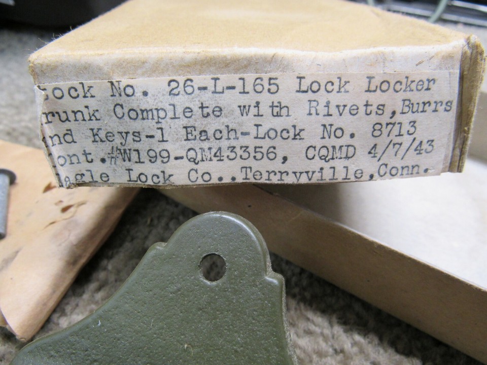 WW2 US Military Trunk Footlocker Lock W/ All Hardware 1943 Eagle Lock ...