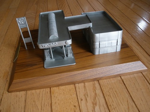 Rare 1990s VINTAGE TEXACO PEWTER GAS STATION TOP PERFORMER AWARD | eBay