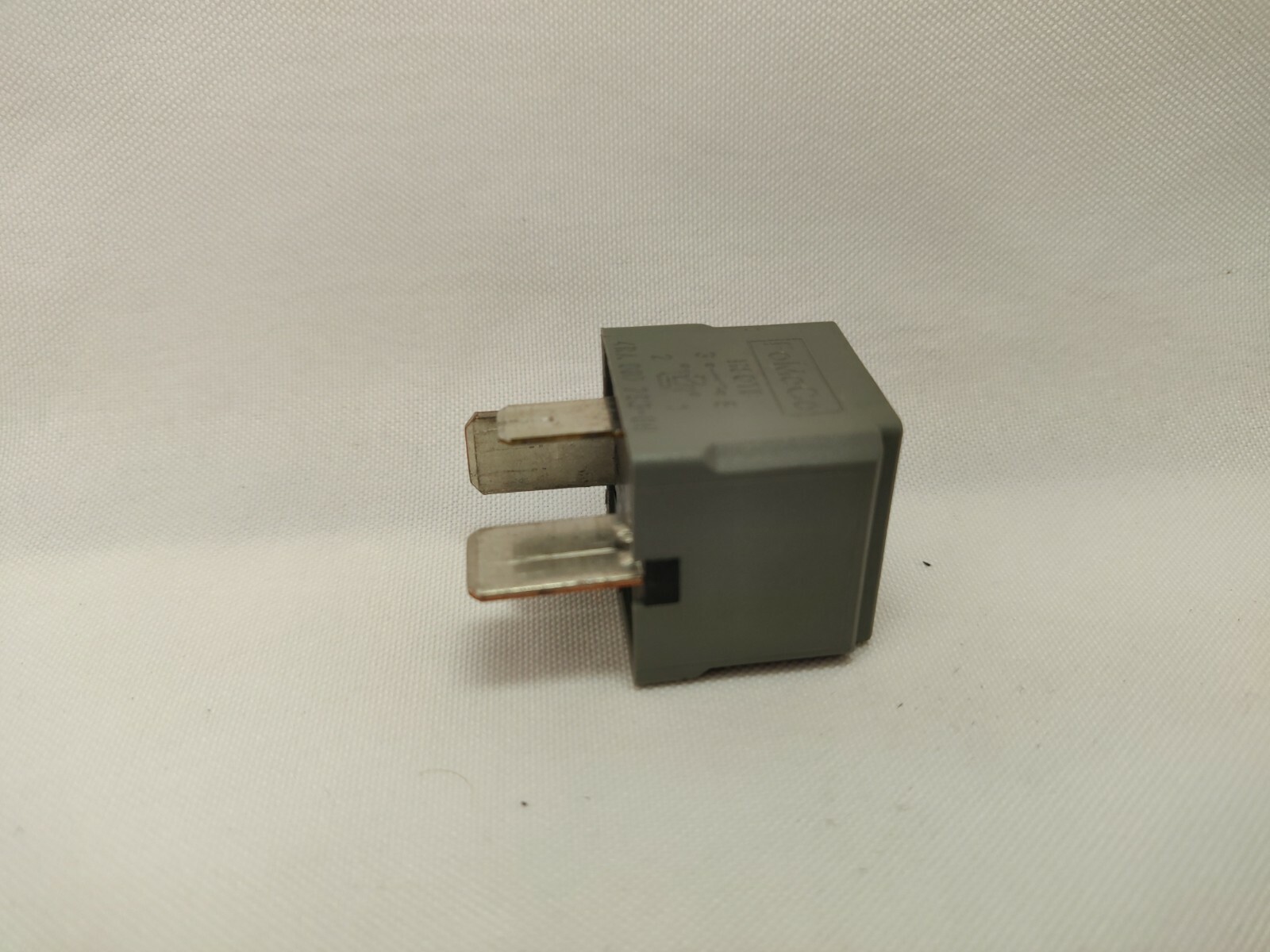 Ford multi-purpose 4-pin gray relay FoMoCo From Galaxy Ghia TDCI 06 ...