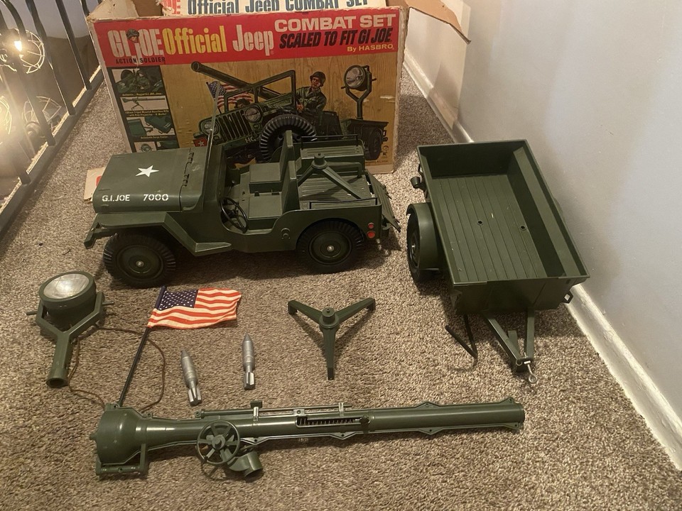 Vintage Hasbro GI JOE Official Jeep W/Original Box And Accessories ...