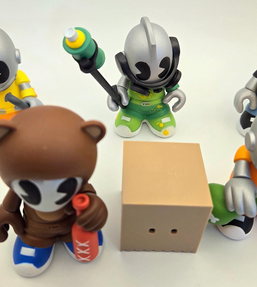 Kidrobot Bots Mini Series with Accessories INCLUDES HTF figure | eBay