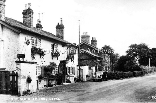 Bfd-89 The Old Ship Inn, Styal, Cheshire. Photo | eBay