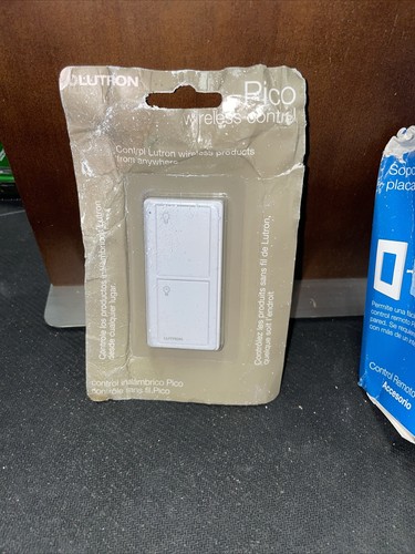 Lutron PJ2-2B-GWH-L01 Pico On/Off Remote Control, White Box Damage | eBay
