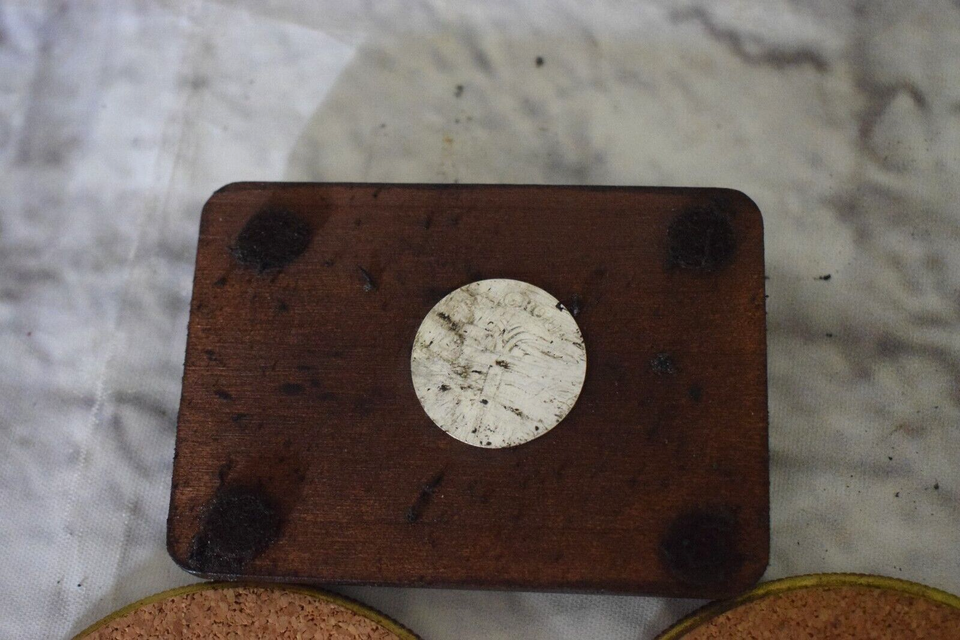 Texaco Executive Coaster Set 2 Brass Logo Leather Cork Back Stand BTS ...