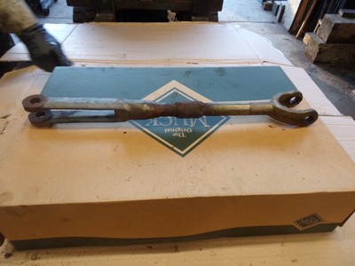 Ford 600 800 Tractor Rear Hydraulic 3 Point Leveling arm | eBay