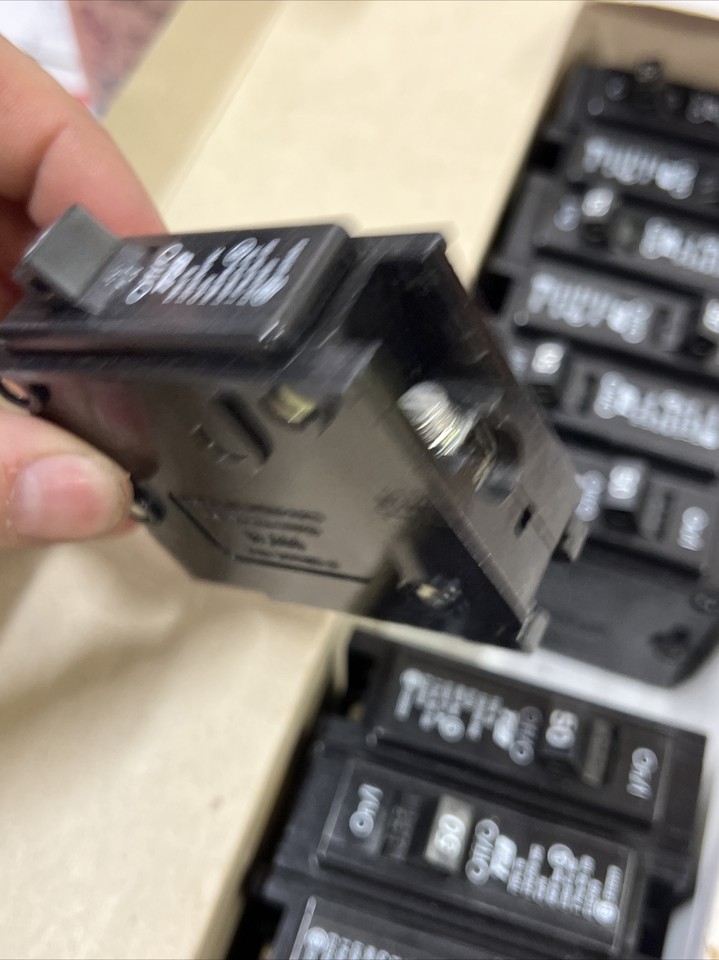 Lot/39 T&B 25A 40A 50A 60A 1P TYPE TB CIRCUIT BREAKER/s TB160 TB125 ...