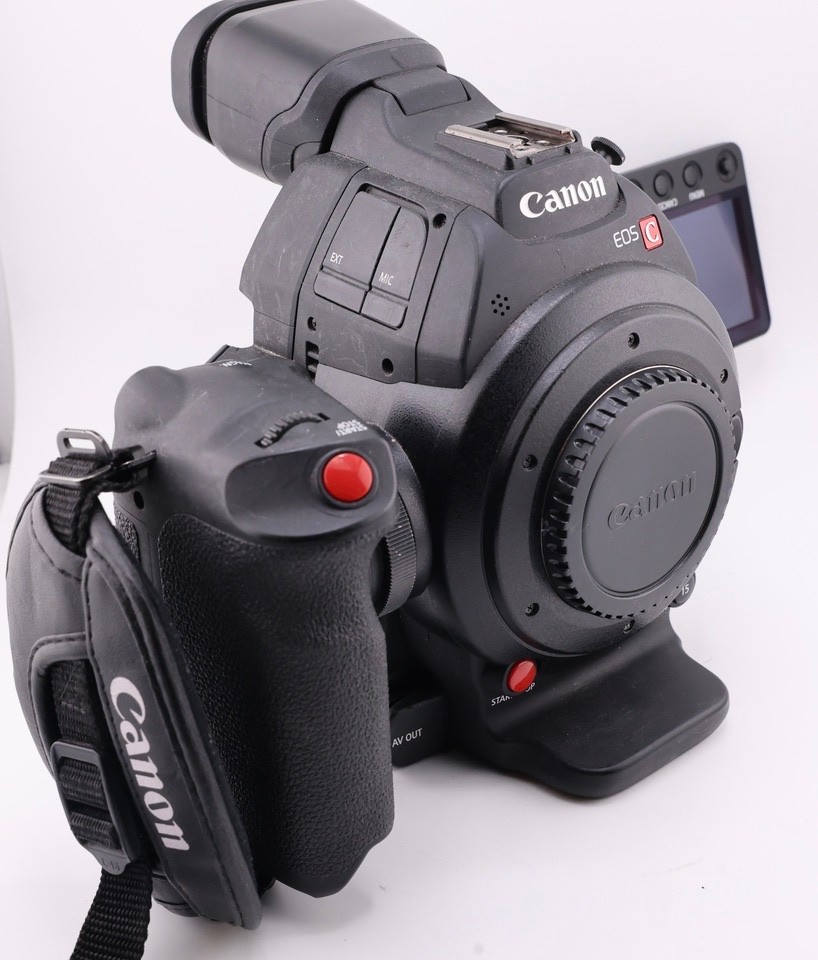 Only 706 hours excellent! Dual pixel AF! Canon EOS C100 Mark II Cinema ...