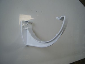 GUTTER GUTTERING BRACKET x10 uPVC Plastic White Round | eBay