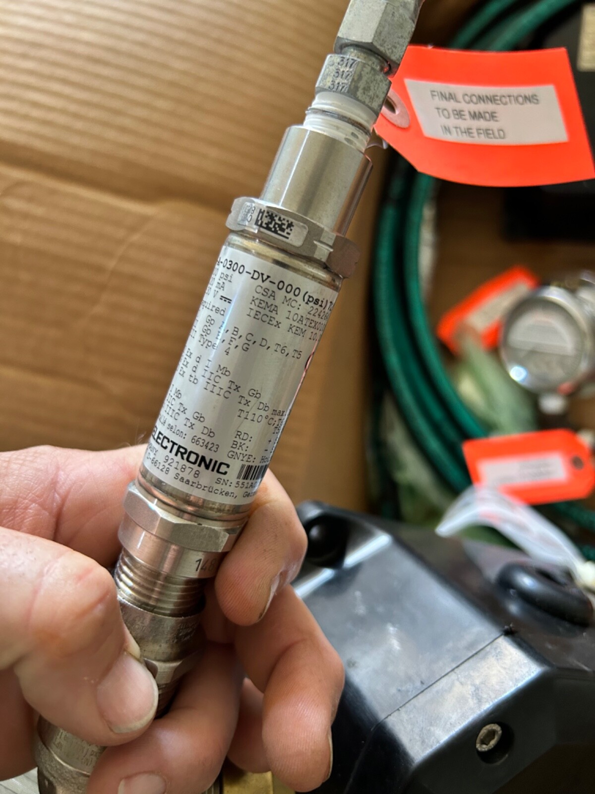 921878 Hydac HDA 47F9-A-0300-DV-000 Pressure Transducer with Hawke ...