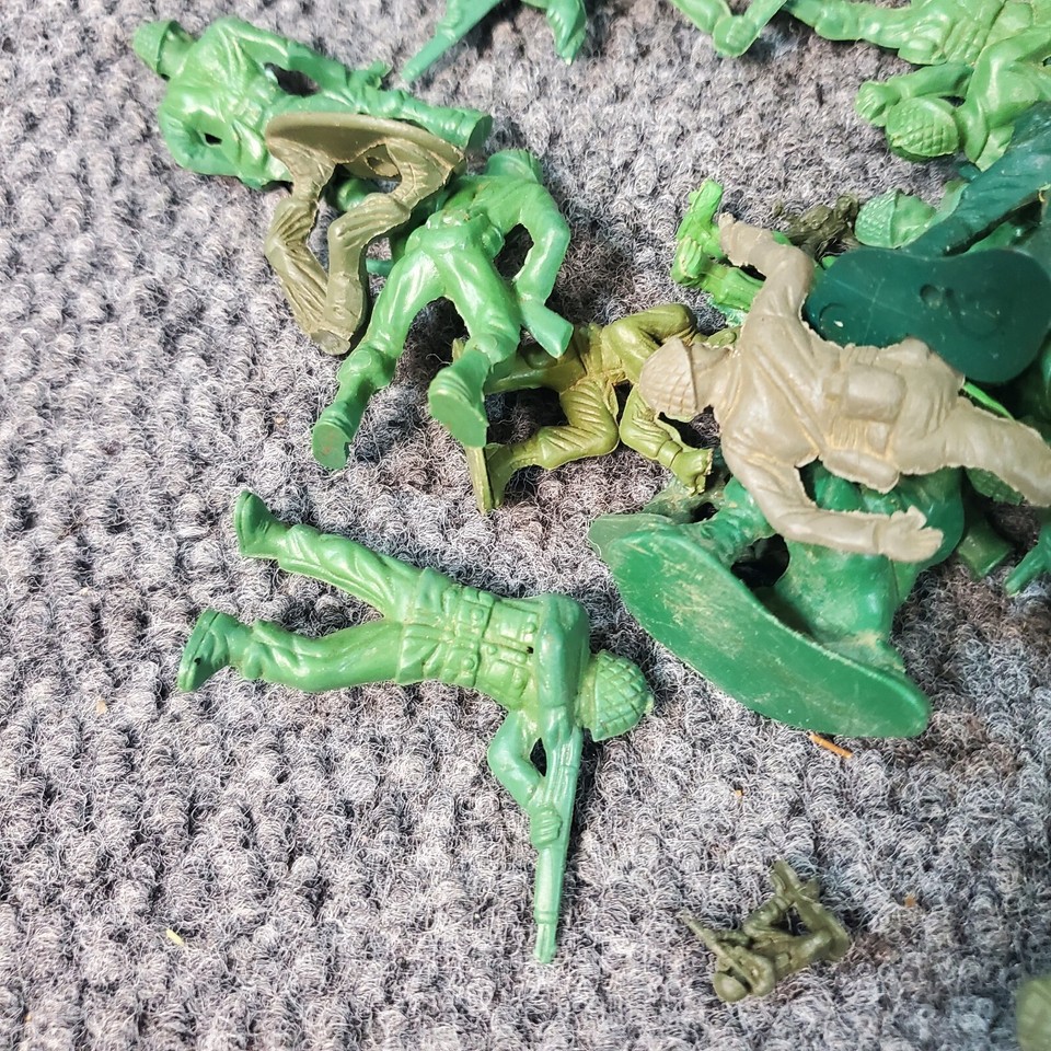 Vtg Lot of Military Figures Tim Mee Lido Marx MPC 60s 70s Soldiers Army ...